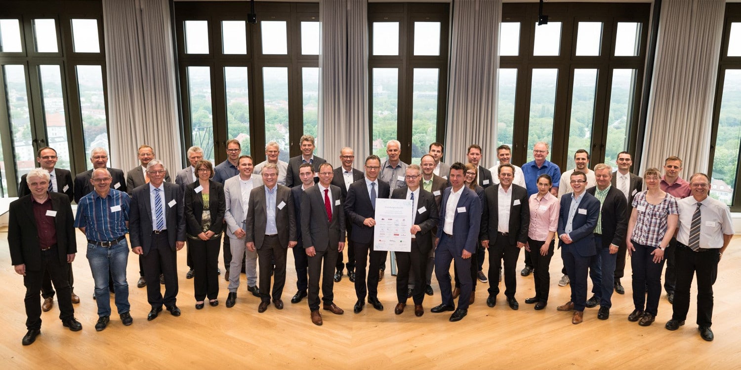 Baywa re und Bayerngas Energy starten Energieeffizienz-Netzwerk 4E – pv ...