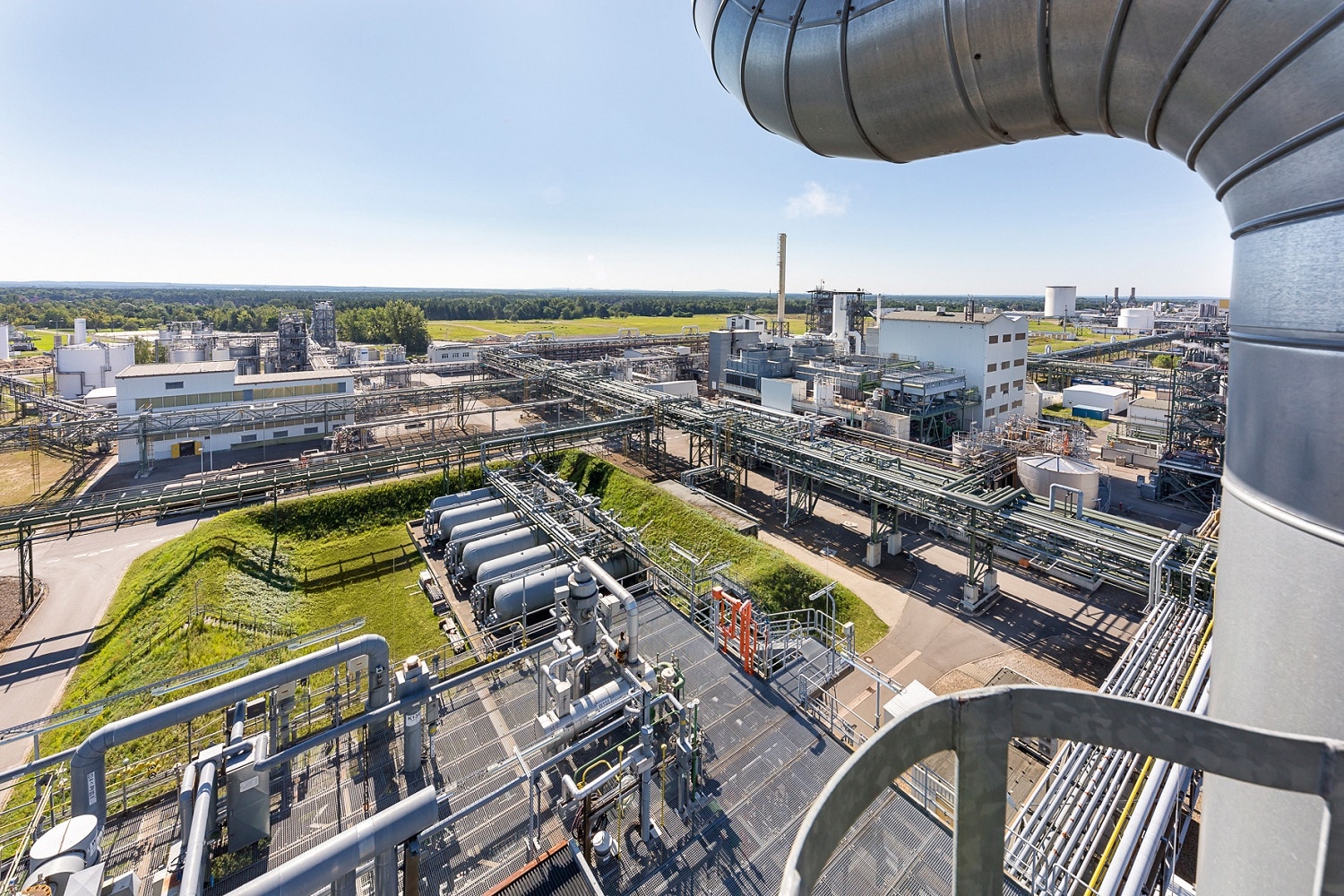 BASF baut Fabrik für Batterie-Material in der Lausitz – pv magazine ...