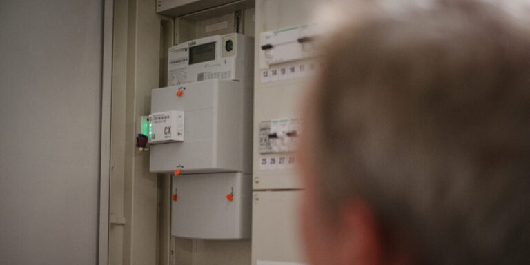 SAJ AI-verbesserte Smart Home Energiespeicherlösung soll Energiekosten ...