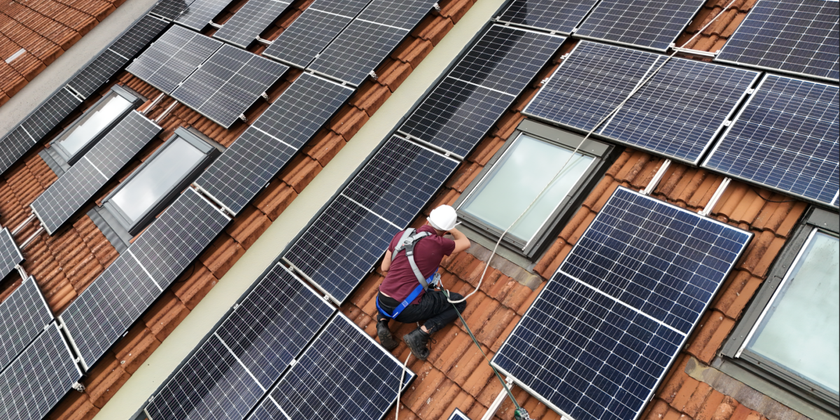 AXITEC Produktinformation Hochleistungs-Glas/Glas Solarmodul AXIbiperfect GL und ...