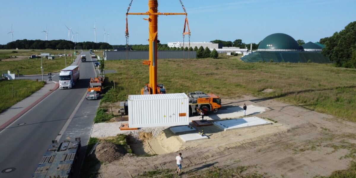 Enervis-Batteriespeicher-Index: Erlöse bleiben im Juni 2025 auf hohem ...