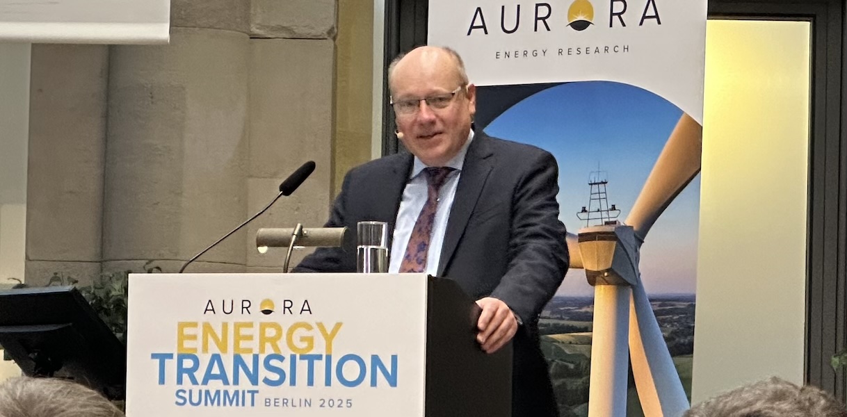 Staatssekretär Frank Wetzel: Großflächenanlagen sind hocheffizient und ...